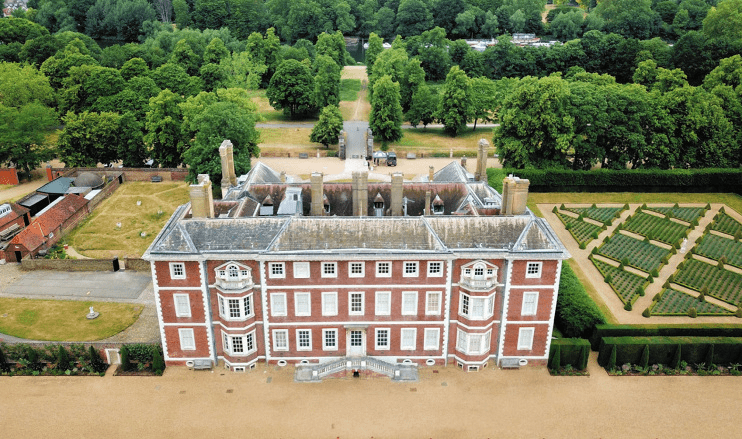 EXQUISITE ARCHITECTURE AND RICH HISTORY OF AMAZING HAM HOUSE - london ...